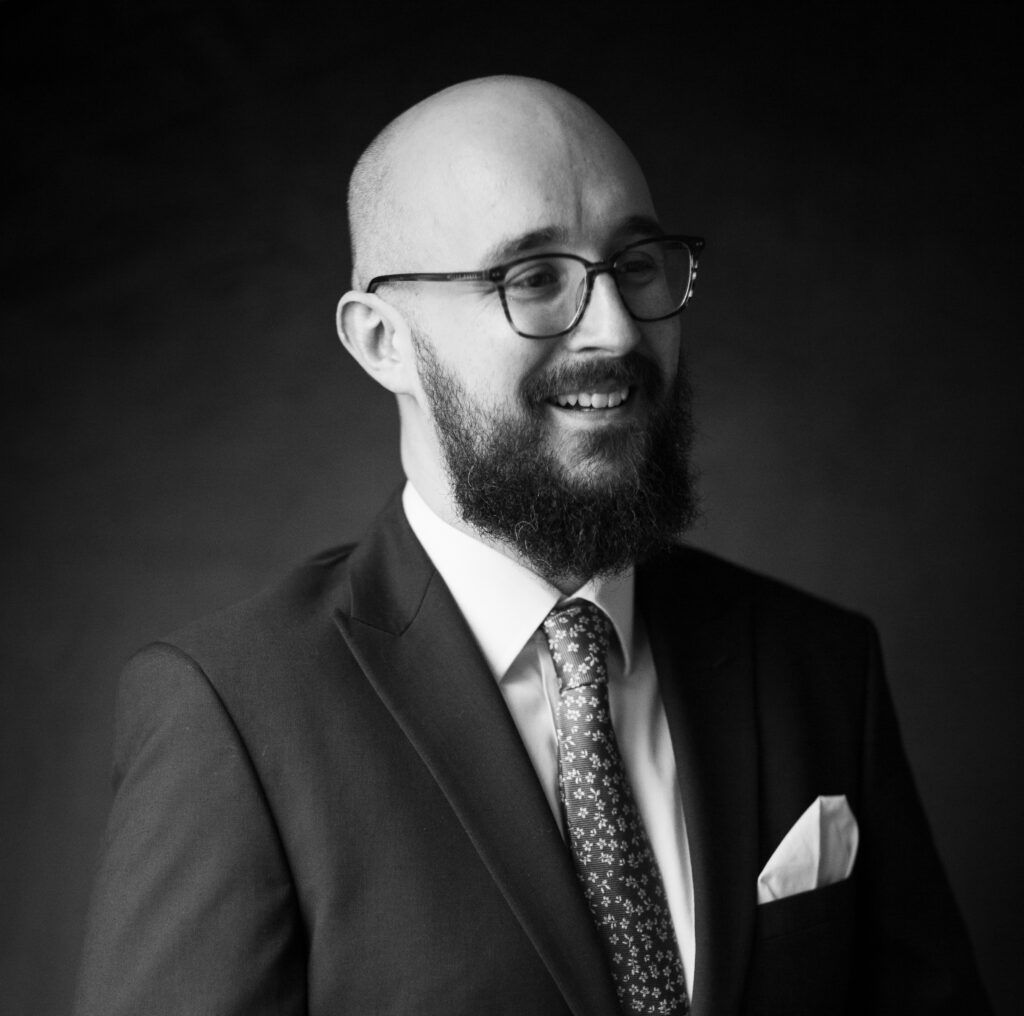 Dan Riddell | James Hambro