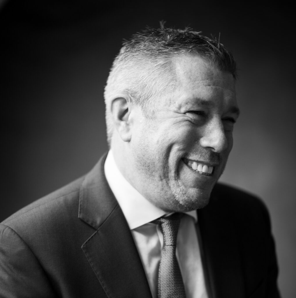 Jamie Bendon | James Hambro